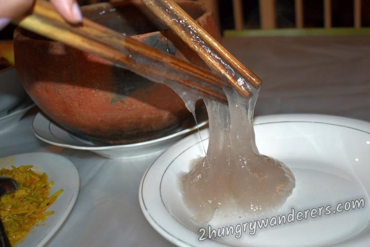 Papeda - a unique Indonesian dish | 2 Hungry Wanderers